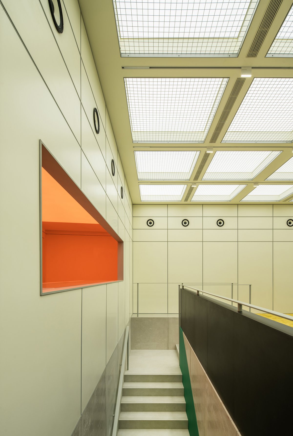 YinjiSpace - MOJO STUDIO x AFGK & DONCARE